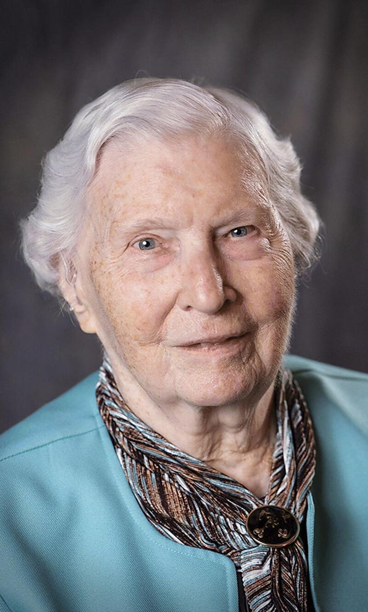 Edwardine Freking | Obituaries Dubuque | telegraphherald.com