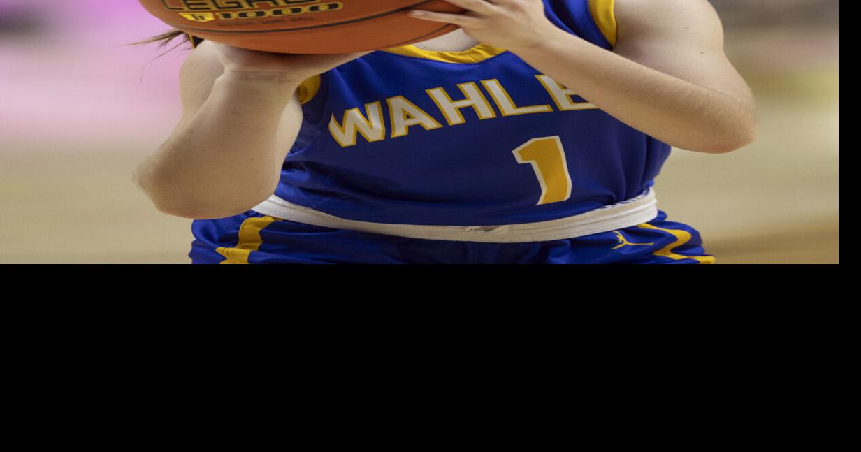 Wahlert Vs. Solon State Basketball | | telegraphherald.com