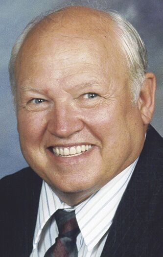 Darrell F. Goetzinger | Obituaries Dubuque | telegraphherald.com