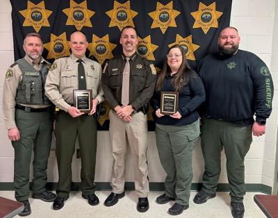 Grant County sheriff honors 2 Clayton County staffers for lifesaving ...