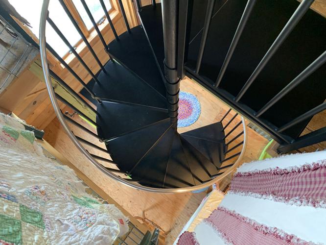 Grain bin turned lodging offers agrarian experience in Dyersville | Tri ...