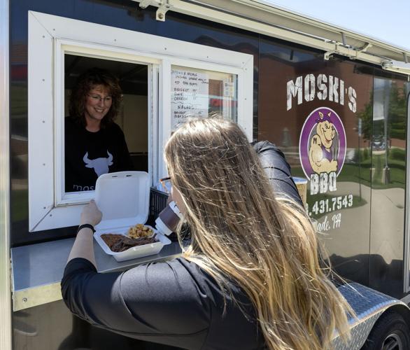 Food on the Move: Moski's BBQ brings homemade, smokey flavors | Tri ...