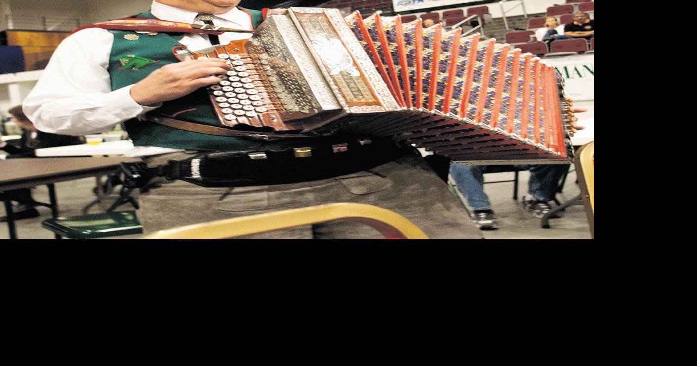 Prost! Dubuque Oktoberfest toasts German and Slavic heritage in the tri ...