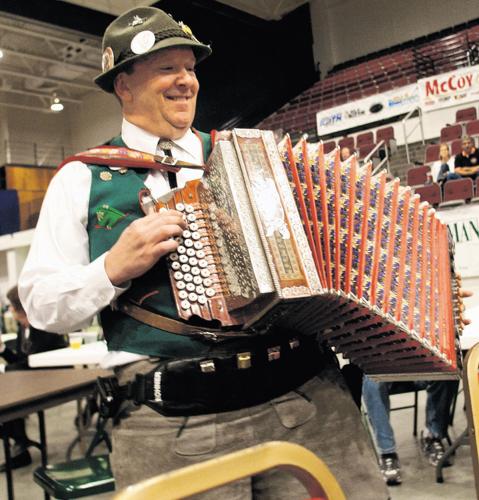 Prost! Dubuque Oktoberfest toasts German and Slavic heritage in the tri ...