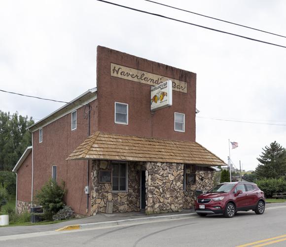 Biz Buzz Monday: Employee becomes owner of longtime SW Wisconsin bar ...