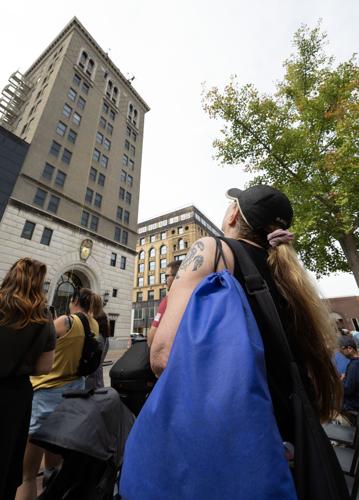 'A great cause': Dozens go Over the Edge in Dubuque fundraiser | Tri ...