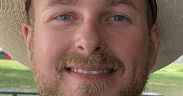 Iowa Senate candidate's campaign takes him to Farley | Tri-state News ...