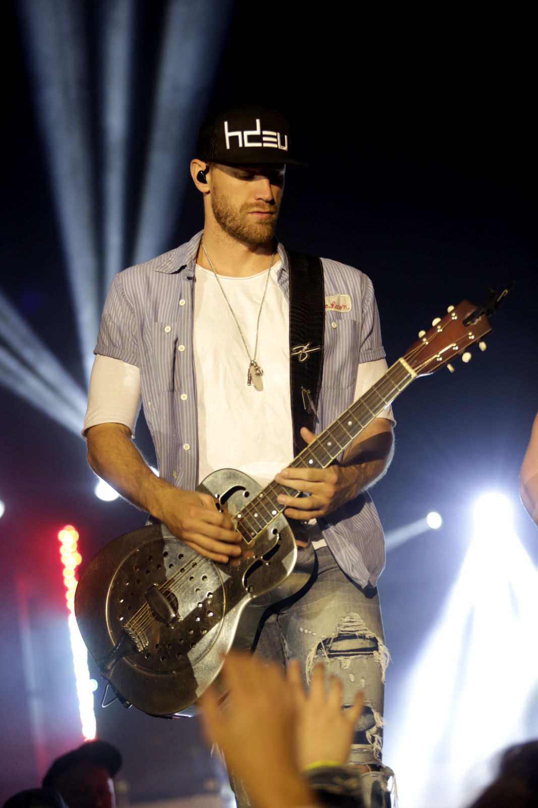 Chase Rice fans pack Five Flags Center | Tri-state News ...