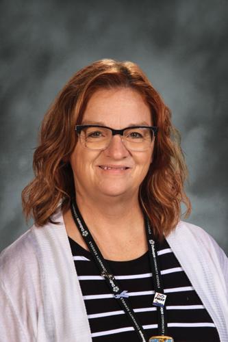 'Think outside the box': Dubuque teacher surprised with Iowa STEM award ...