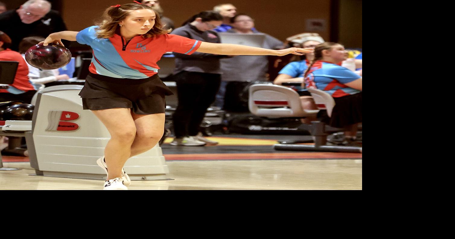 Wahlert vs. Senior bowling | | telegraphherald.com