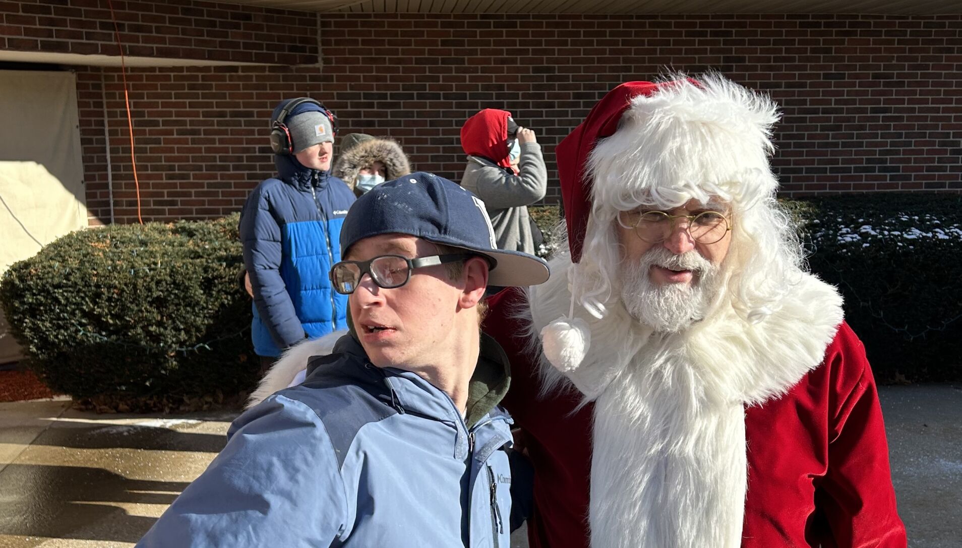 'So, so special': Santa, local 911 community arrive at Hills & Dales ...