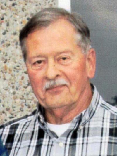 Richard J. Udelhofen | Obituaries Dubuque | telegraphherald.com
