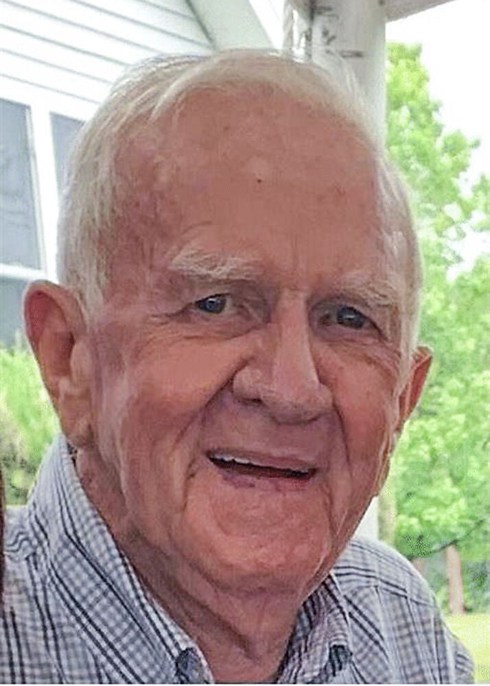 Robert N. Slaats | Obituaries Dubuque | telegraphherald.com