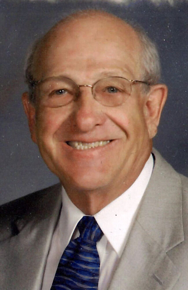 Kenneth A. Brecht | Obituaries Dubuque | telegraphherald.com