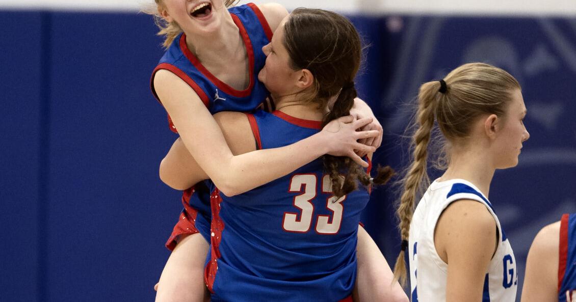 Girls prep basketball: East Dubuque beats rival Galena | Local Sports ...
