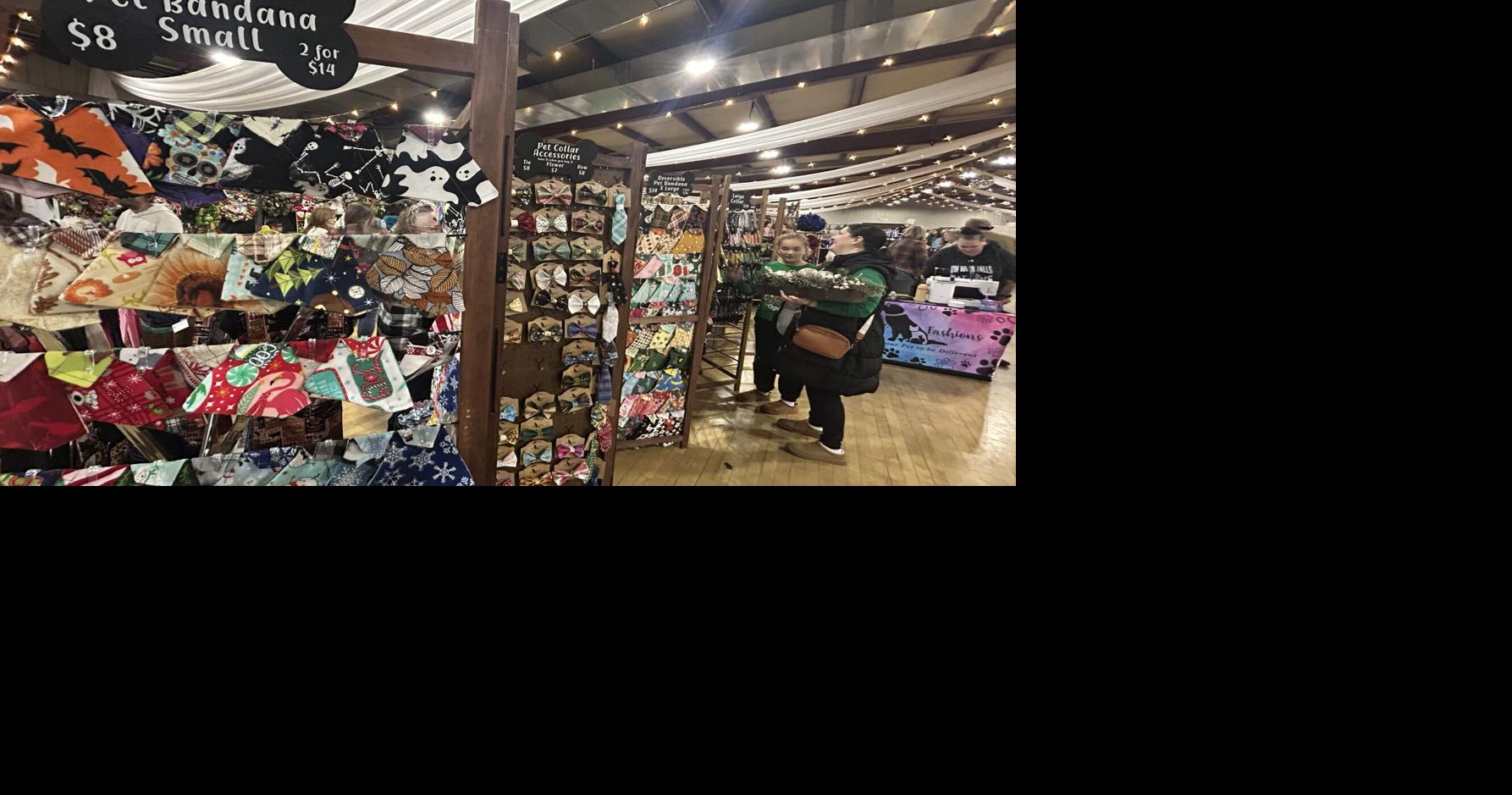'Vendor family' reconvenes for annual holiday shopping event at Dubuque ...