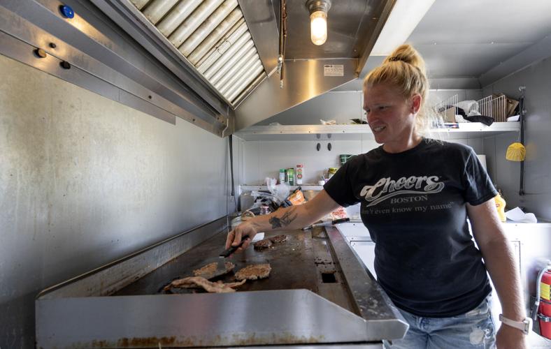 Food on the Move: Dinger's D'Lite's strives to offer fresh, unique ...