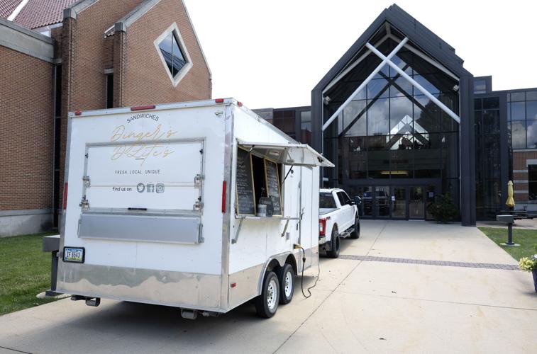 Food on the Move: Dinger's D'Lite's strives to offer fresh, unique ...