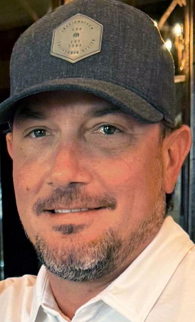 Bryan C. Reifsteck | Obituaries Dubuque | telegraphherald.com