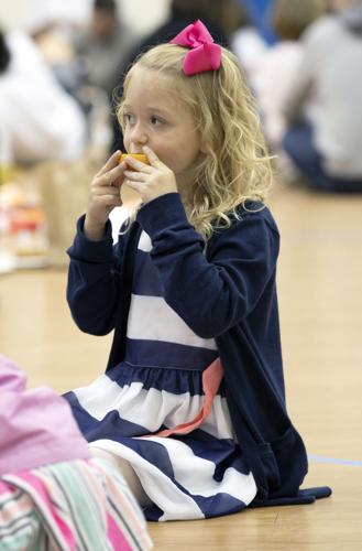 Resurrection Elementary students mark last day before renovation | Tri ...
