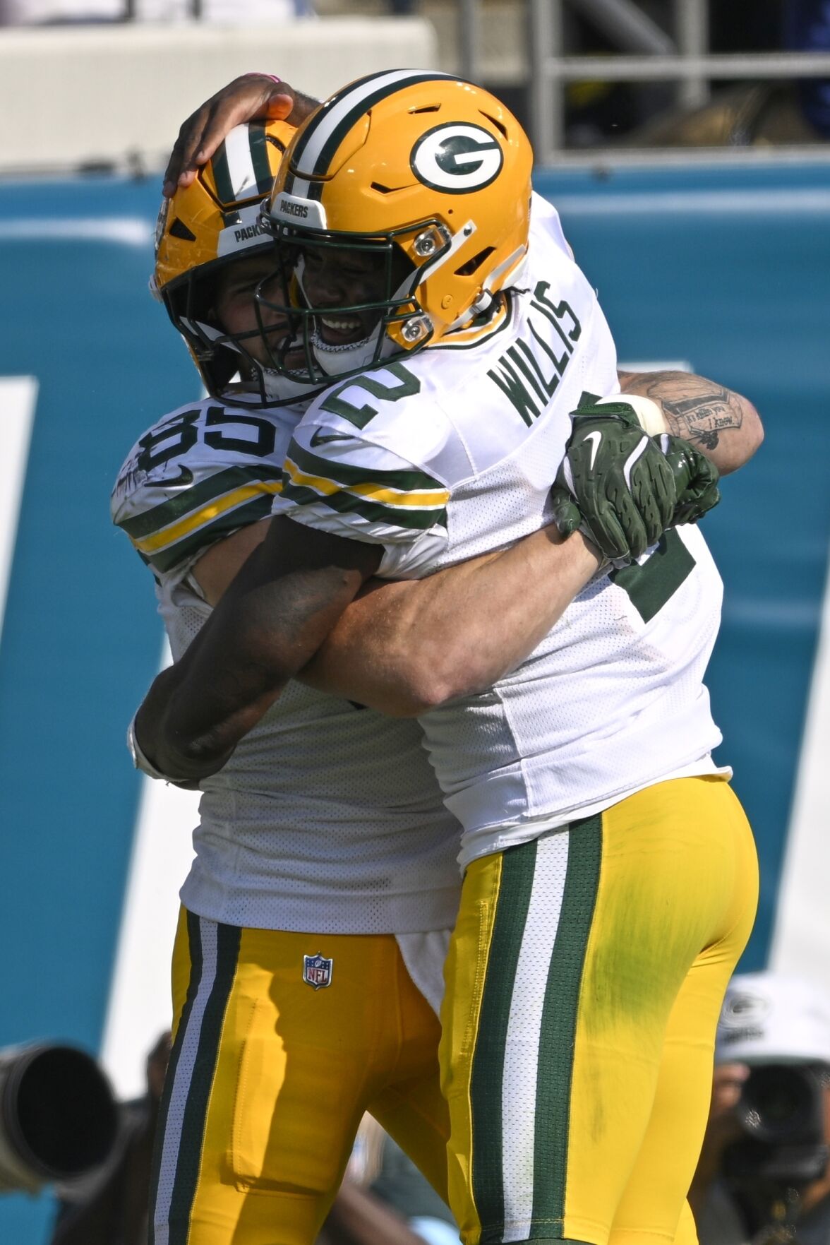 With Love watching from sideline, Packers beat Jaguars for 4th straight ...