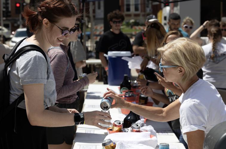 Dubuque arts and beer festivals draw hundreds downtown | Tri-state News ...