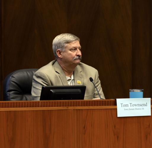 Local Democratic legislative candidates discuss issues at forum ...