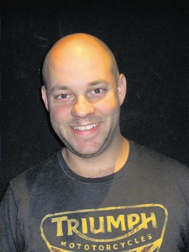 Moon Bar chock-full of chuckles | Tri-state News | telegraphherald.com