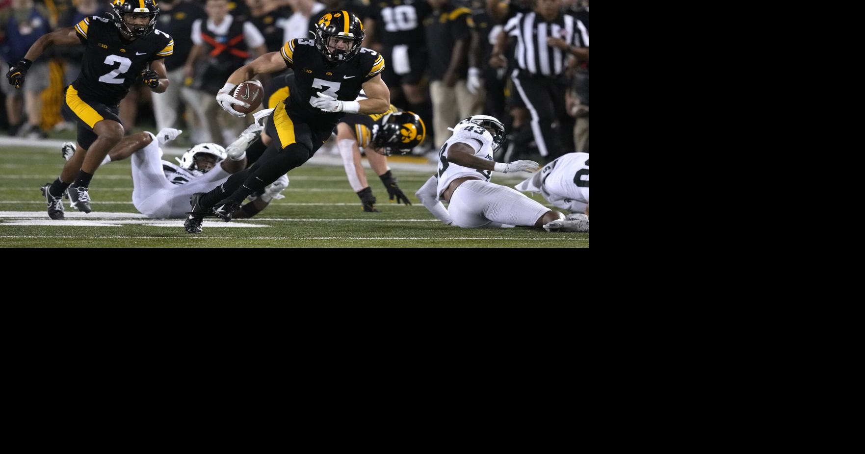 DeJean's fourth-quarter punt-return TD lifts Iowa over Michigan State ...