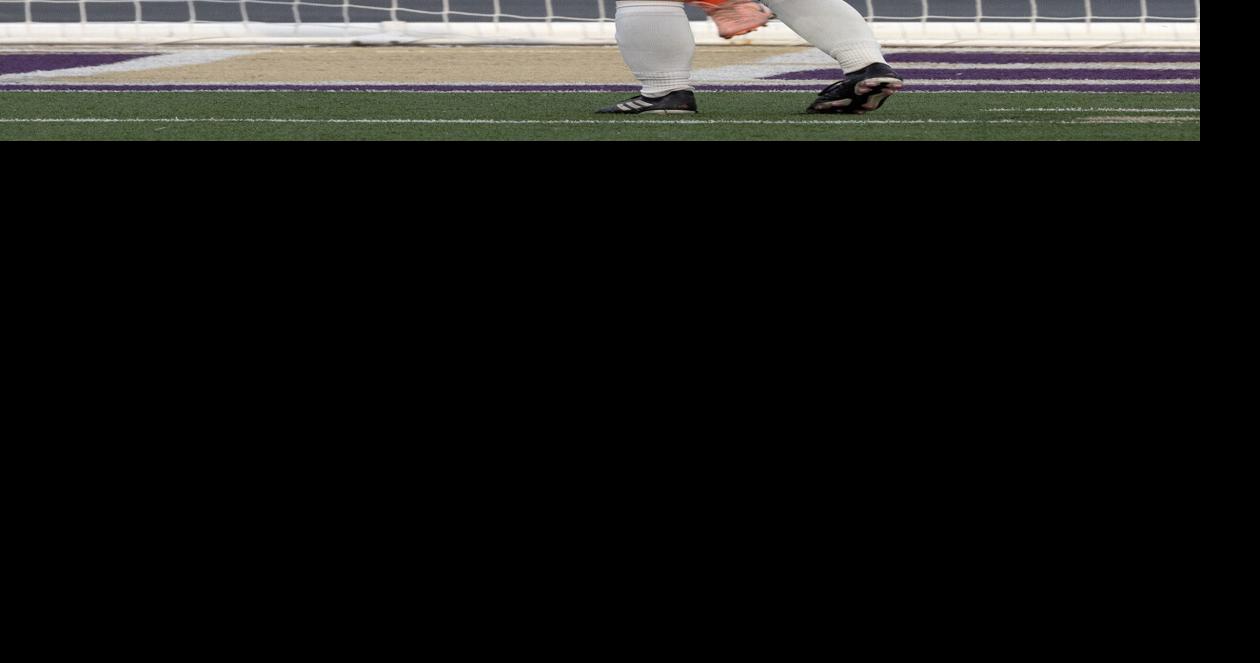 Women's soccer: Emory ousts Loras in NCAA tourney Sweet 16 | Local ...