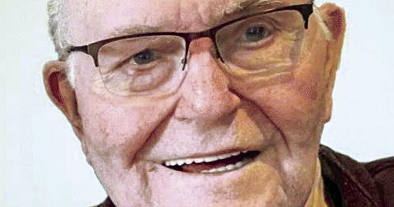 Roger G. Dix | Obituaries Dubuque | telegraphherald.com