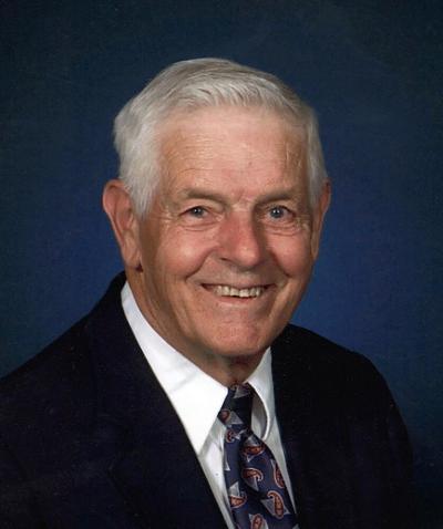 Lloyd J. Runde | Obituaries Dubuque | telegraphherald.com