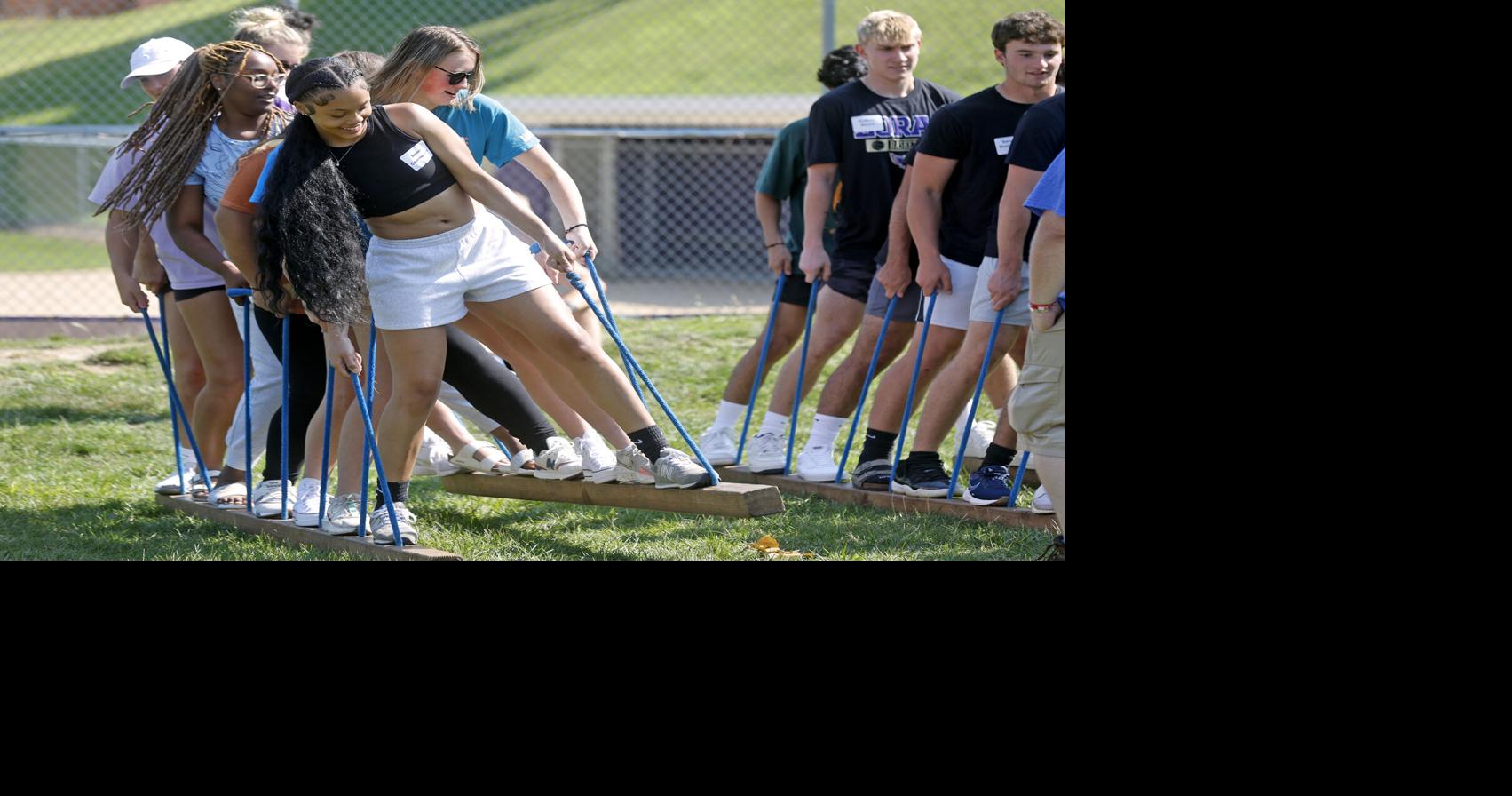 'They do belong here:' First-generation college students settle in on ...