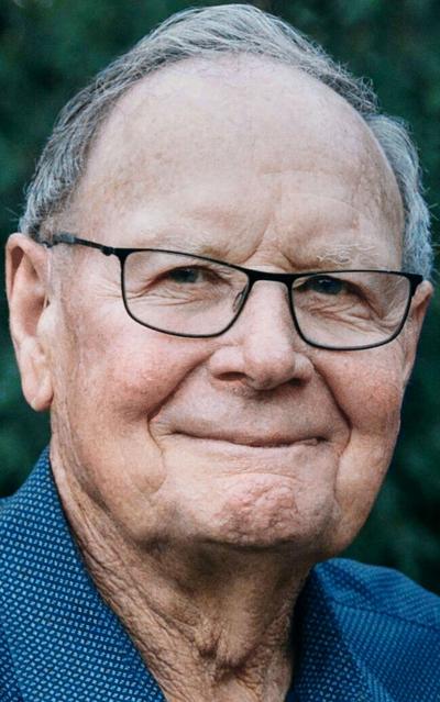 Ralph J. Manternach | Obituaries Dubuque | telegraphherald.com