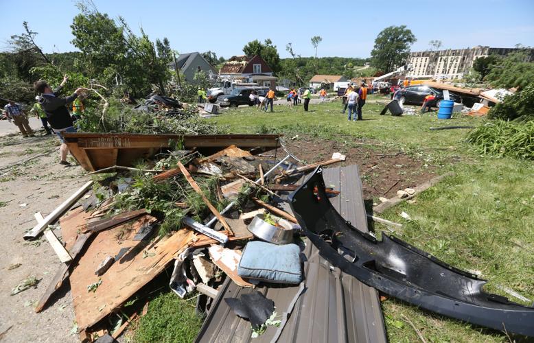 'Felt like a big claw': Area tornado survivor recalls violent storm as ...