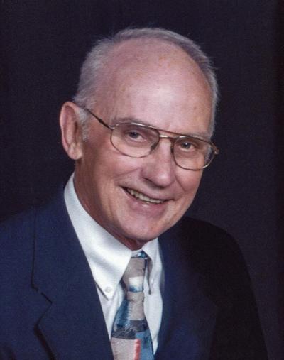 Kenneth F. Kutsch | Obituaries Dubuque | telegraphherald.com