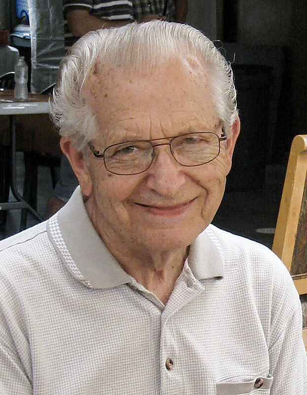 Harold E. Hackbarth | Obituaries Dubuque | telegraphherald.com