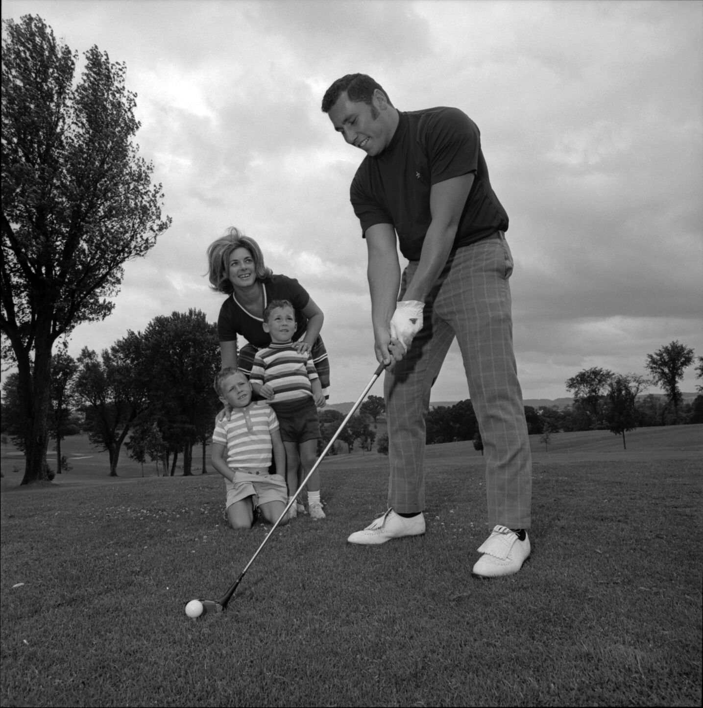 Flashback Friday: Dubuque resident announced NFL retirement 55 years ...