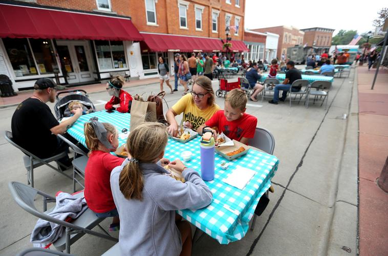 Food truck festival brings scrumptious selection to downtown Shullsburg ...