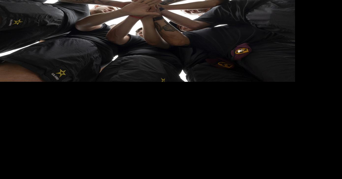 Golden Knights Over Elizabeth | | telegraphherald.com