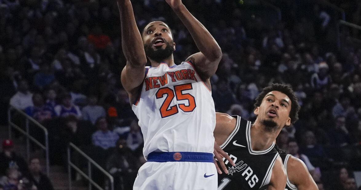 NBA: Knicks edge Spurs in Christmas thriller | Other Sports ...