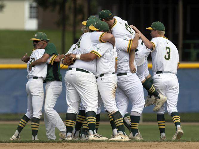 PHOTO GALLERY: STATE BASEBALL TOURNAMENT | Gallery | telegraphherald.com