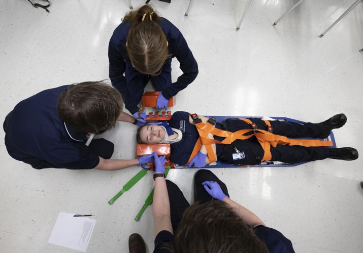Dubuque students hone EMT skills through pilot program with NICC | Tri ...