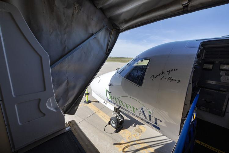 Denver Air lands in Dubuque to show off incoming service | Tri-state ...