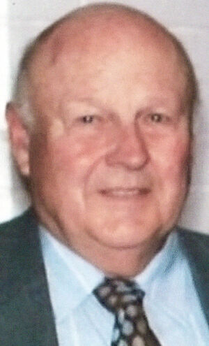 Roger E. Quade | Obituaries Dubuque | telegraphherald.com