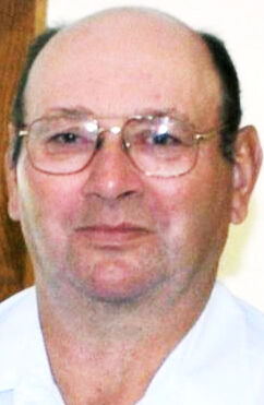 Kenneth L. Kalb | Obituaries Dubuque | telegraphherald.com