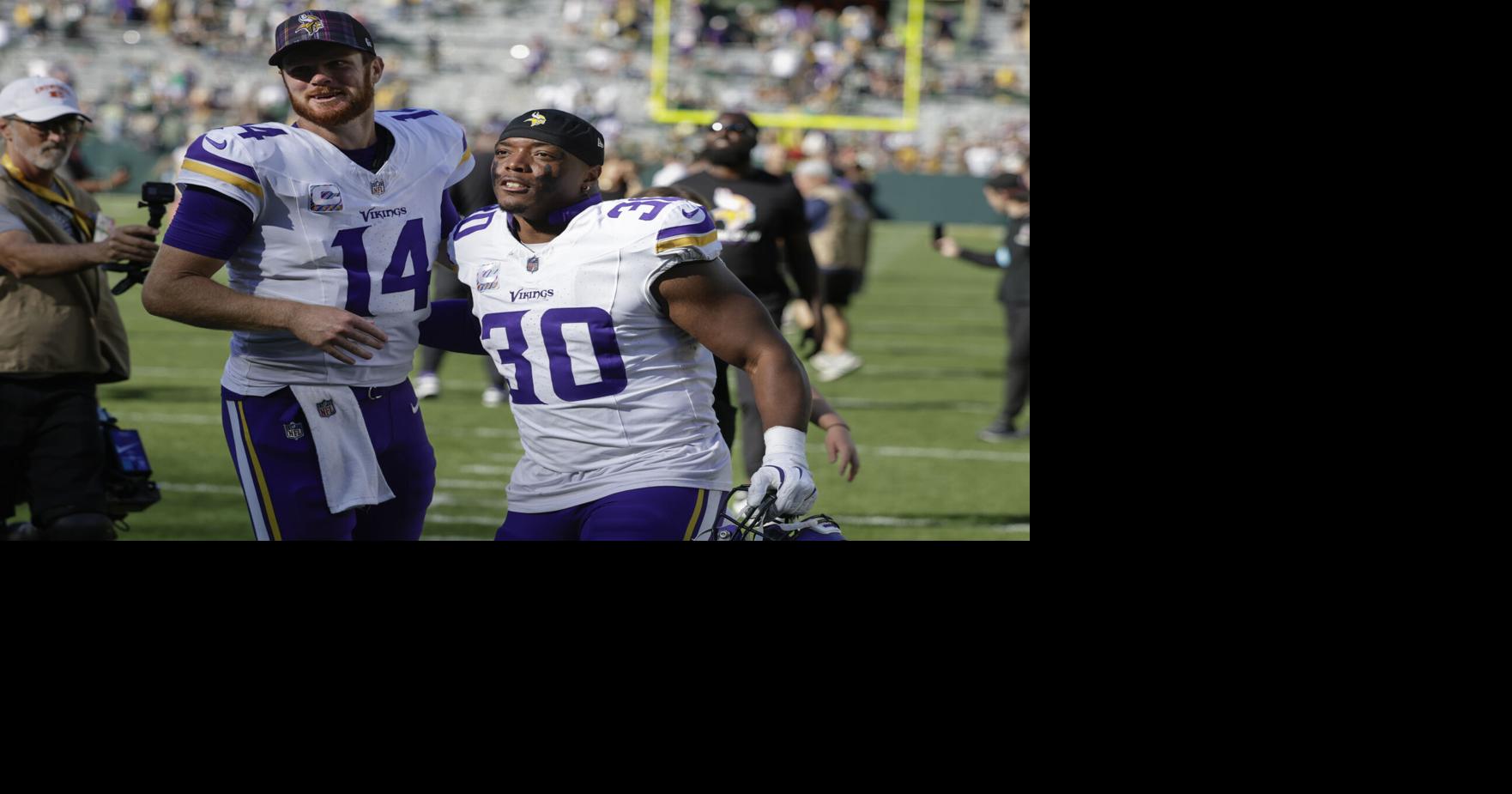 Sam Darnold is thriving with the undefeated Vikings. His original team, the Jets, is next ...