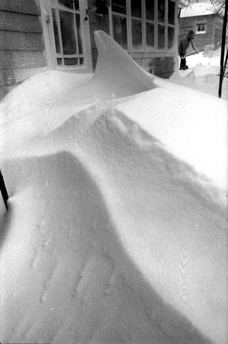 A surprise April blizzard paralyzed the tri-states in 1973 | Features ...