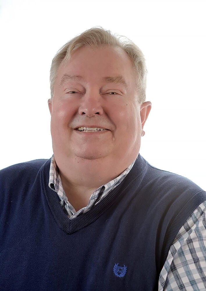 George W. Holland | Obituaries Dubuque | telegraphherald.com