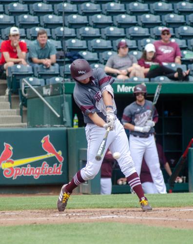 Big eighth inning lifts Bears over Cougars | Sports | the-standard.org